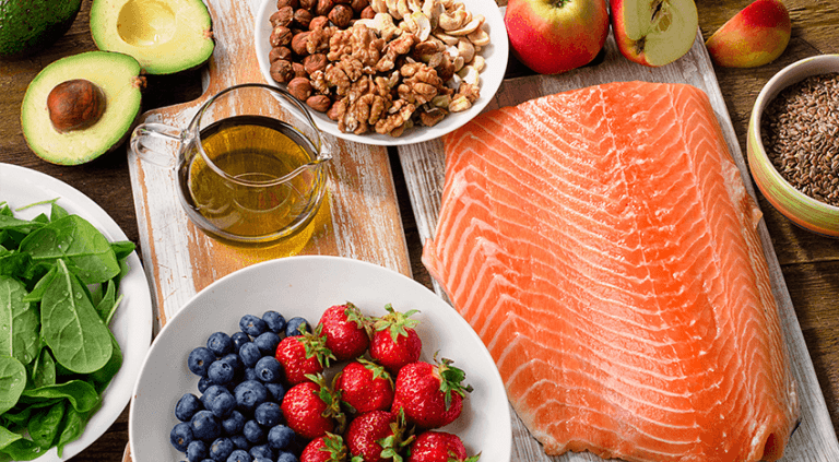 How Smart Food Choices Support Long Term Heart Care